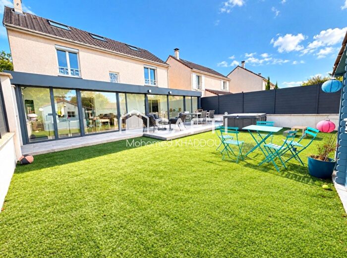 Achères, Chêne Feuillu - Maison 7 pièces à vendre
