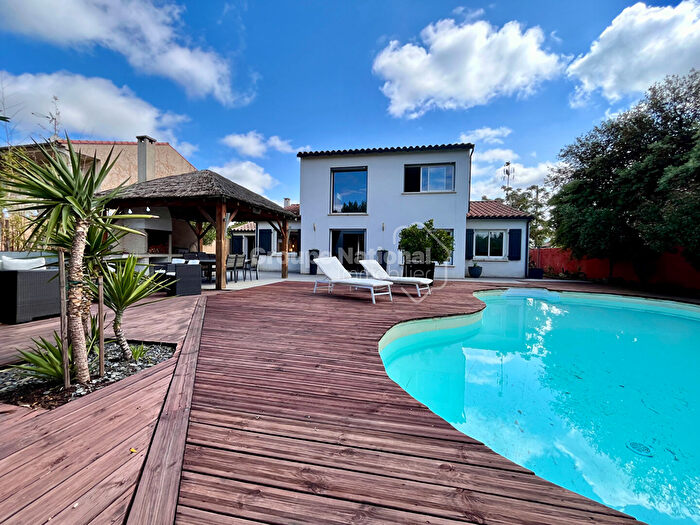 Maisons à vendre et appartements à louer - 1