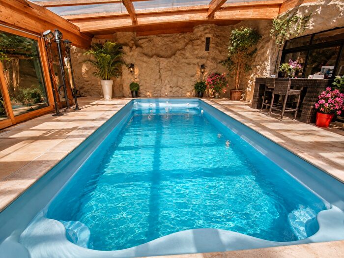 Maison 6 pièces à Mirecourt, à vendre