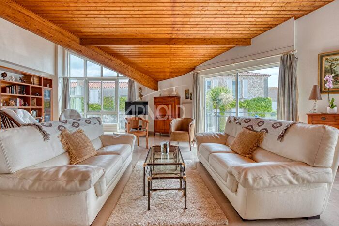 Maison 5 pièces à Saint-Gilles-Croix-de-Vie, à vendre
