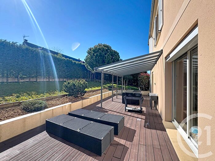 Maison 6 pièces à Courtois-sur-Yonne, à vendre