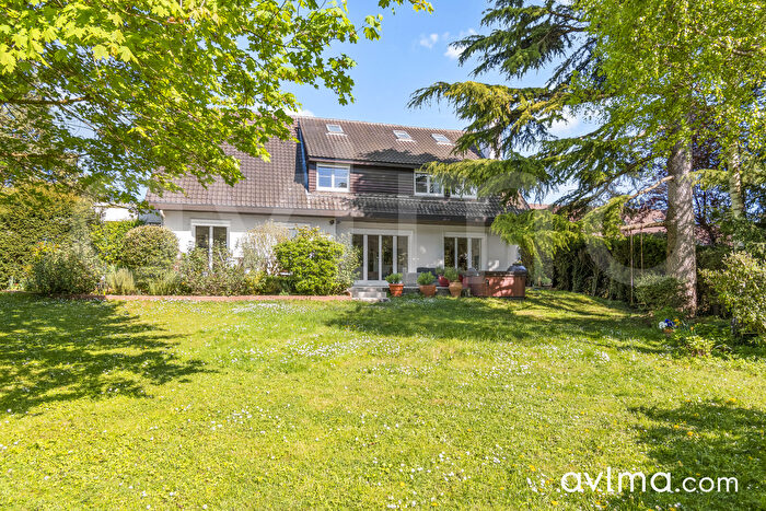 Maison à vendre - Chavenay - 10 pièces - 6 chambres