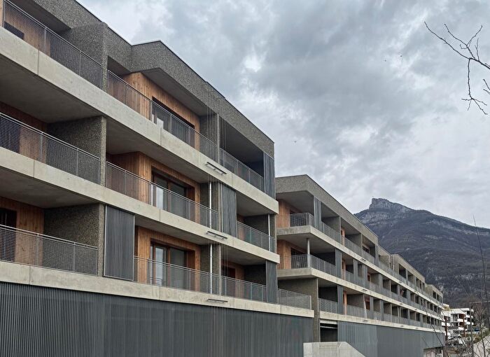 Appartement à louer - Bassens - 3 pièces - 2 chambres