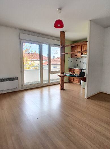 Appartement à louer - Pessac - 2 pièces - 1 chambre
