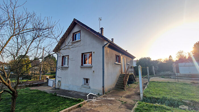 Maison à vendre - Lusignan - 6 pièces - 3 chambres