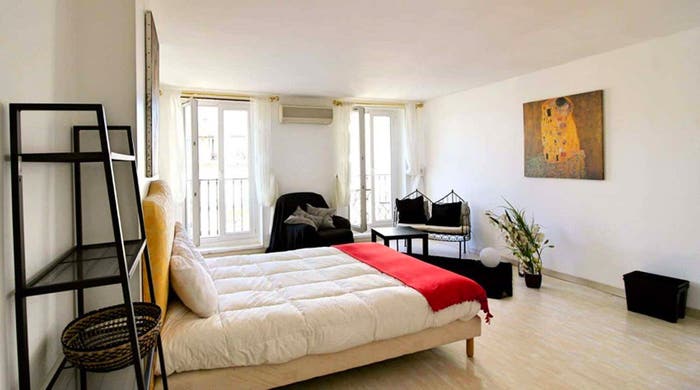 Préfecture, Marseille 6ème arrondissement - Appartement 1 pièce à louer