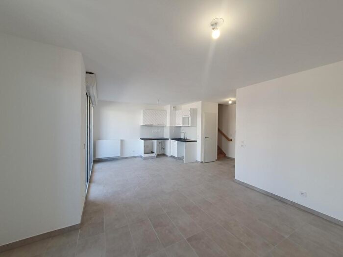 Appartement 3 pièces à louer à Aix-en-Provence, Encagnane Corsy