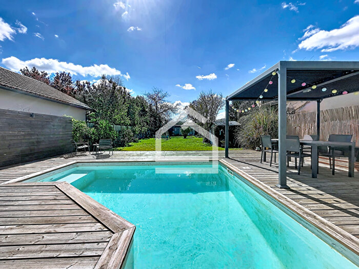 Maison à vendre - Mérignac - 6 pièces - 4 chambres