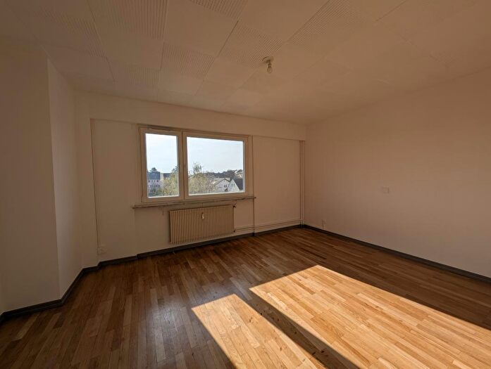 Appartement à louer - Mulhouse, Bourtzwiller - 3 pièces - 2 chambres