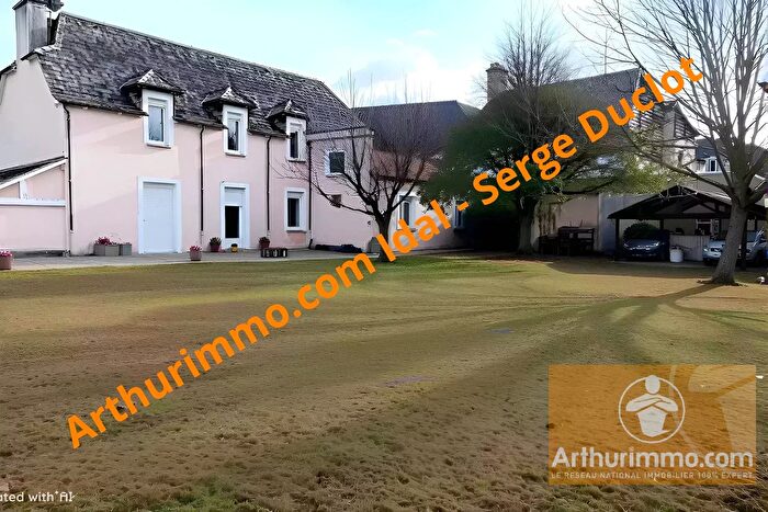 Maison à vendre - Banassac - 6 pièces - 3 chambres