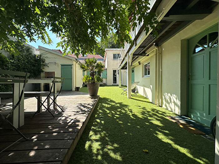 Maison à vendre - Arcachon, Centre-ville, La Chapelle, Gare - 5 pièces - 3 chambres