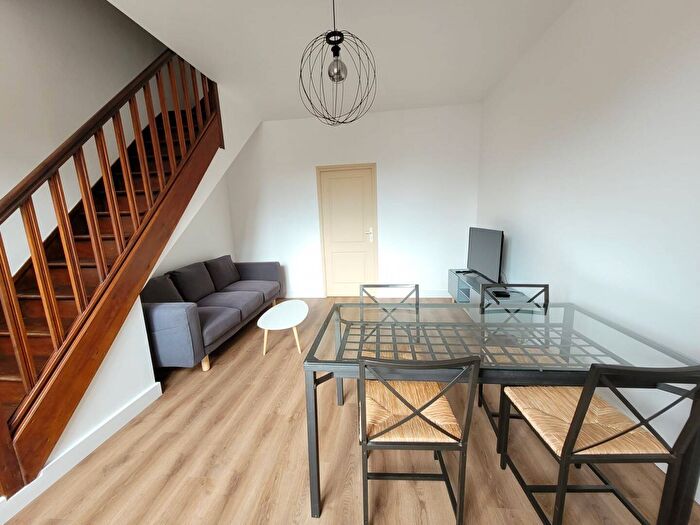 Appartement à louer - Vauban Esquermes, Lille - 4 pièces - 3 chambres