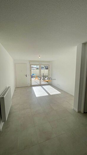 Appartement à louer - Cenon - 3 pièces - 2 chambres