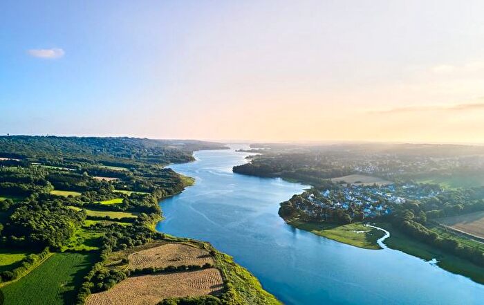 Maison à vendre - Dirinon - 7 pièces - 4 chambres