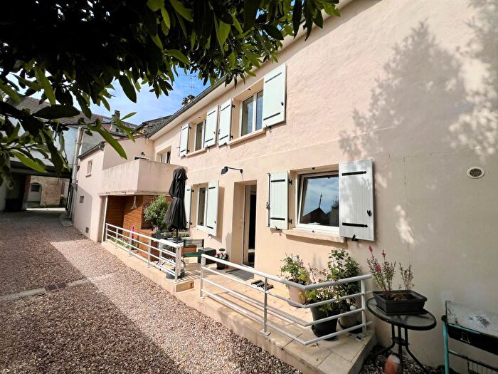 Maison à Bouafle, à vendre