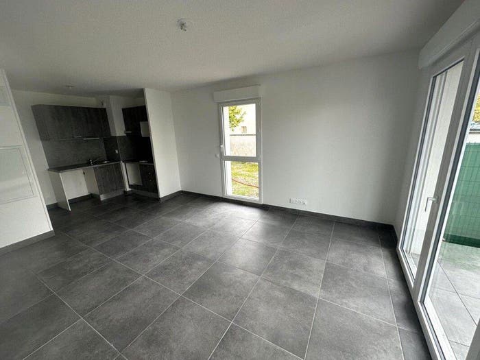 Appartement 3 pièces à Hourcade-Geneste-Le Bourg-Courrejean, Villenave-d'Ornon, à louer