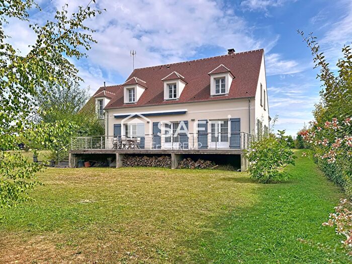 Maison à vendre - Senlis, Centre-ville - 7 pièces - 5 chambres