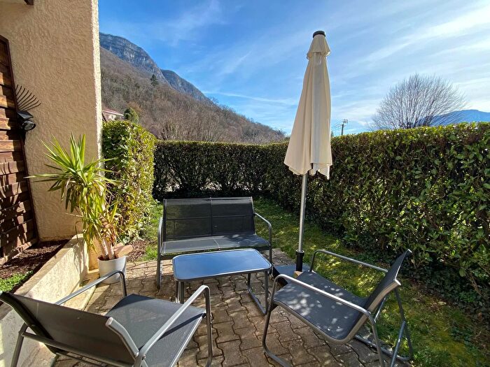 Appartement à vendre - Voreppe - 2 pièces - 1 chambre