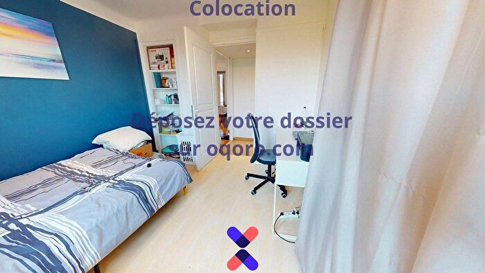 Appartement à louer - Bonnevay, La Soie, Les Brosses, Villeurbanne - 5 pièces - 4 chambres