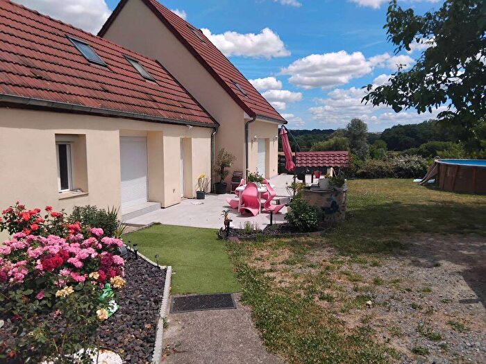 Maison 6 pièces à louer à Centre Ville Haut, Bellerive-sur-Allier