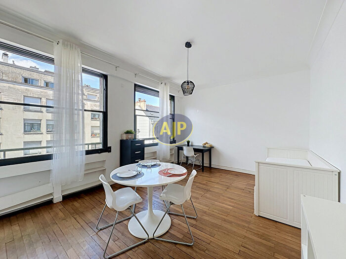 Appartement 1 pièce à Nantes, Centre-ville, à vendre