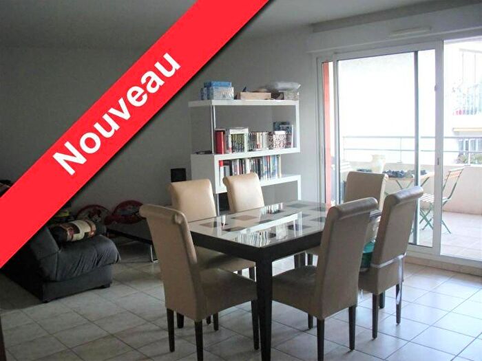 Appartement à louer - Gambetta, Nîmes - 3 pièces - 2 chambres