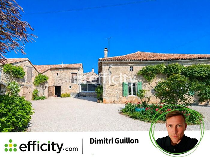 Maison à vendre - Chaunay - 4 pièces - 2 chambres