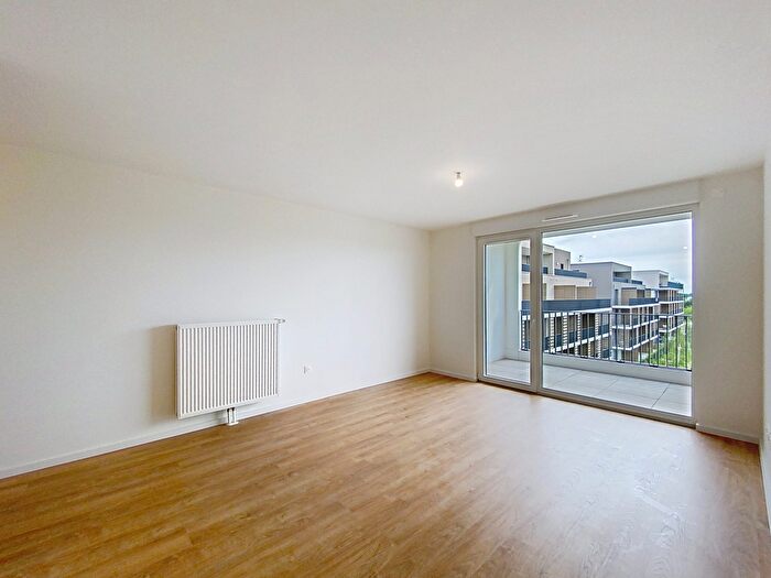 Haguenau, Schloessel, Château Fiat : Appartement 3 pièces à louer