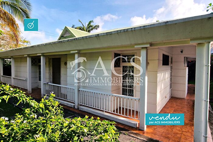 Maison à vendre - Fort-de-France - 5 pièces - 4 chambres