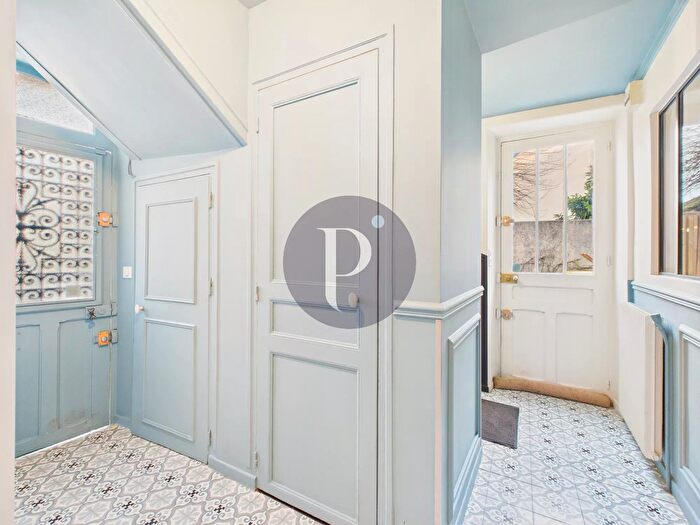 Maison à vendre - Verrières-le-Buisson, Centre-ville - 6 pièces - 4 chambres