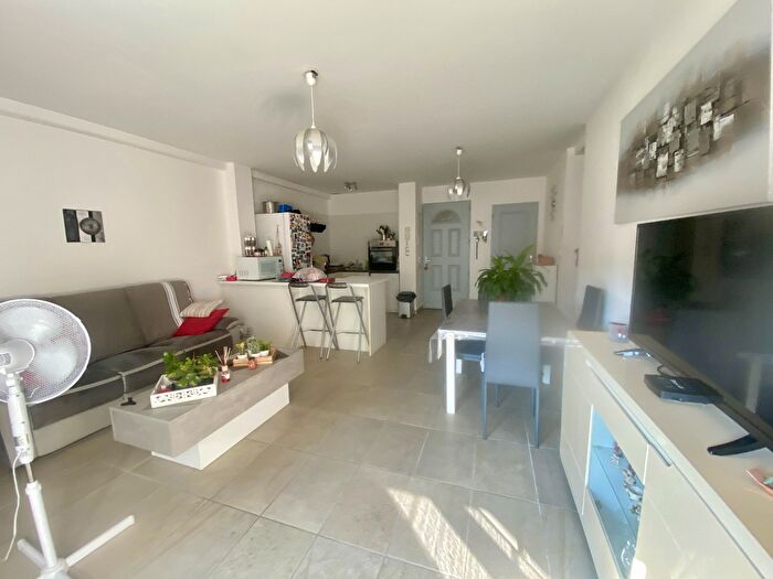 Appartement à vendre - Cournonterral - 3 pièces - 2 chambres