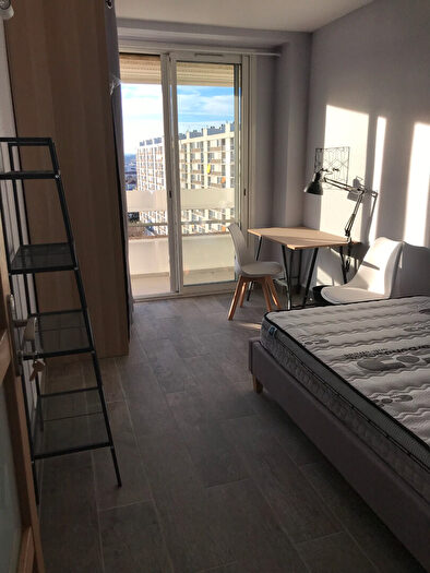 Appartement 6 pièces à louer à Bron, Les Essarts