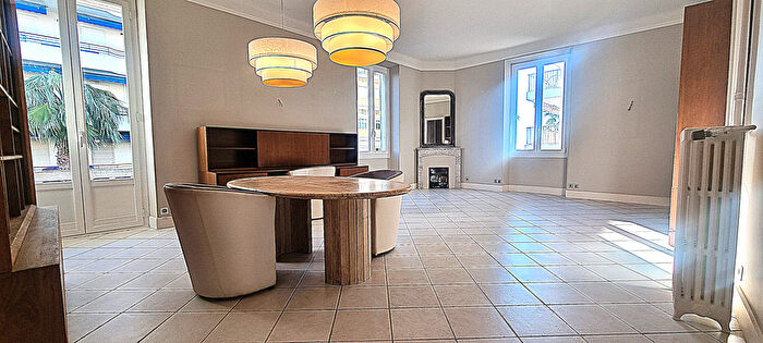 Appartement à vendre - Antibes, Juan-les-Pins, Le Cap - 3 pièces - 2 chambres