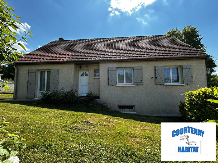 Maison à vendre - Savigny-sur-Clairis - 7 pièces - 5 chambres