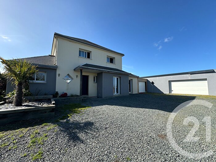 Maison à vendre - Hénansal - 9 pièces - 6 chambres