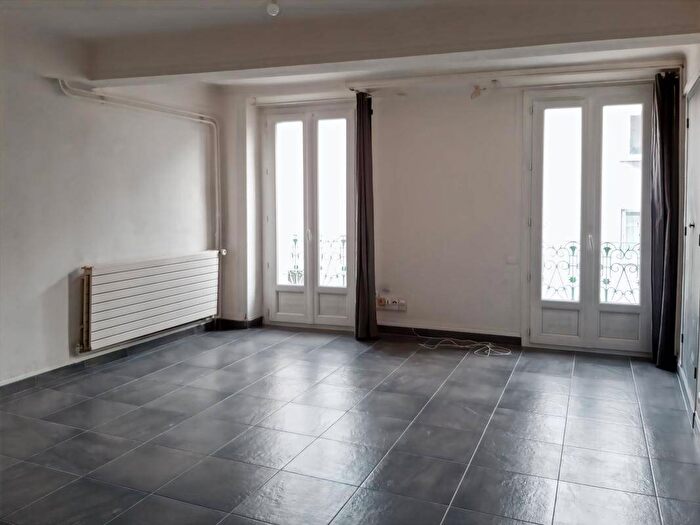 Appartement à louer - Volonne - 2 pièces - 1 chambre