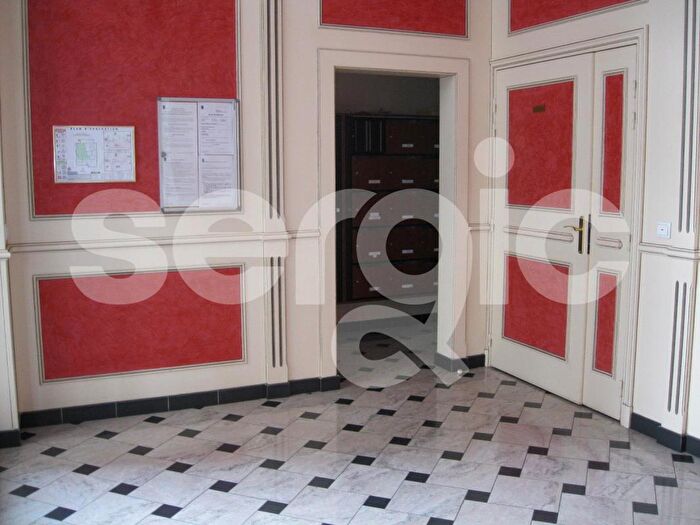 Appartement à louer - Bussy-Saint-Georges, Violennes, Village - 3 pièces - 2 chambres