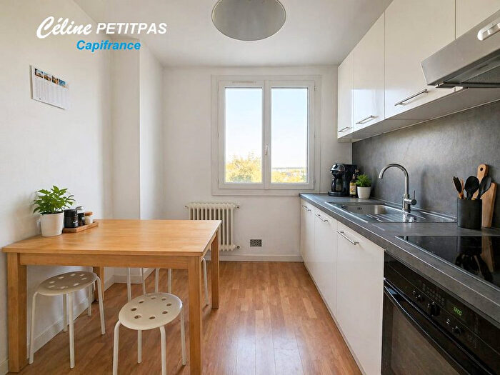 Appartement à vendre - Quartiers Centre, Fougères, Sévigné - 4 pièces - 3 chambres