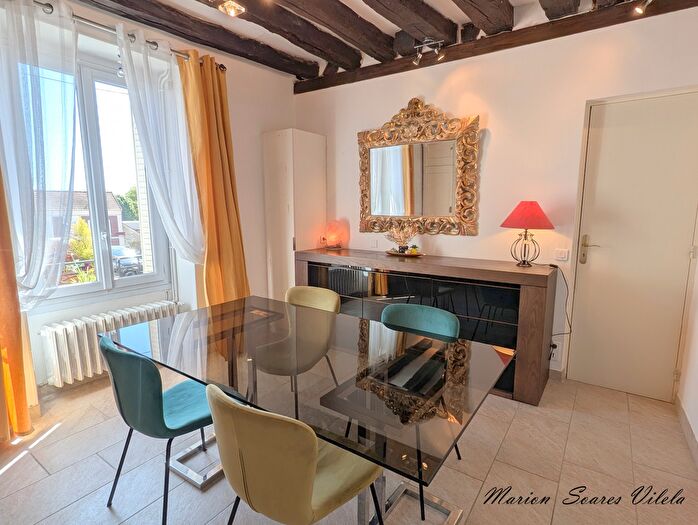 Maison 8 pièces à Chaumes-en-Brie, à vendre