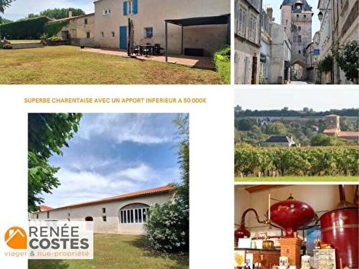 Maison à vendre - Saint-Jean-dAngély - 8 pièces - 6 chambres