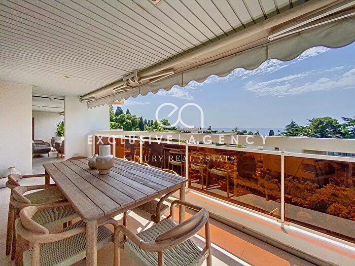 Appartement à vendre - Cannes, Pointe Croisette - 5 pièces - 4 chambres