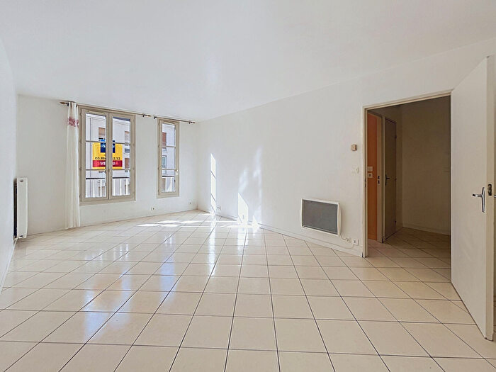 Appartement 3 pièces à vendre - Auxerre, Centre-ville