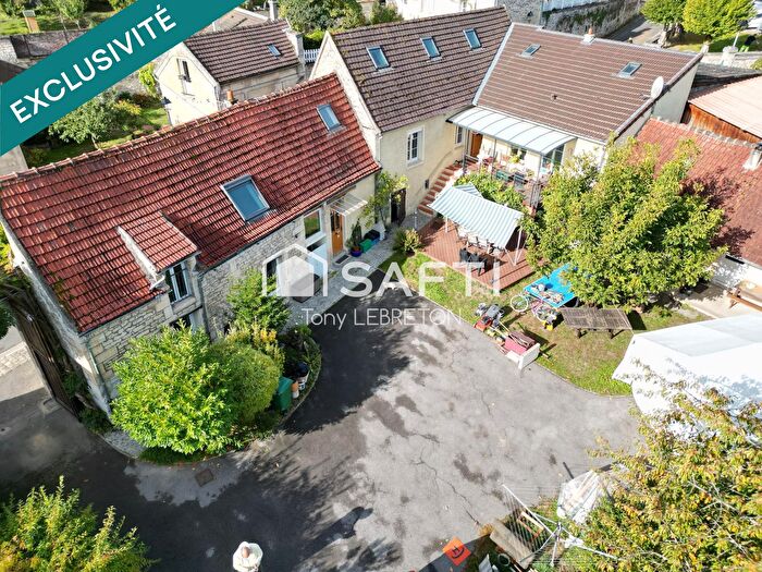 Maison 7 pièces à vendre à Cramoisy