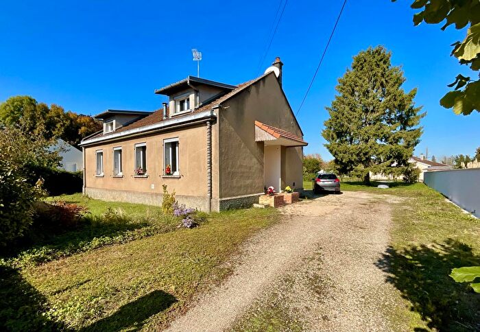 Maison à vendre - Tavaux - 5 pièces - 4 chambres