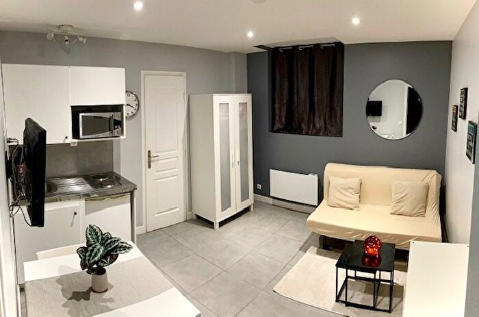 Appartement 1 pièce à Saint-Quentin, Isle, à louer