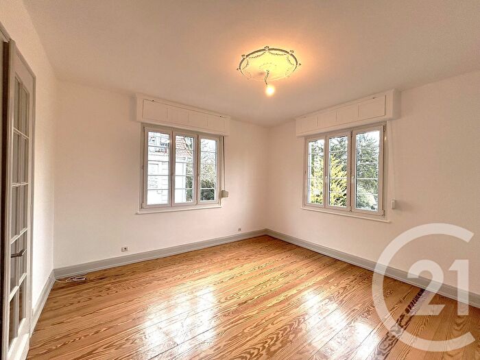 Appartement à louer - Strasbourg, Koenigshoffen, Hohberg - 3 pièces - 1 chambre