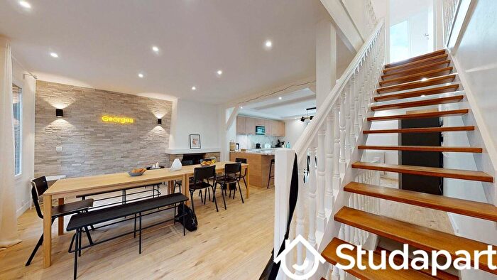 Appartement à louer - Dhuys-Hoche, Bagnolet - 1 pièce - 3 chambres