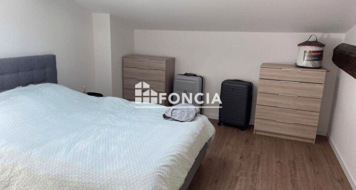 centre Ville-La Chartonnière-La Barre, Villefranche-sur-Saône : Appartement 4 pièces à louer
