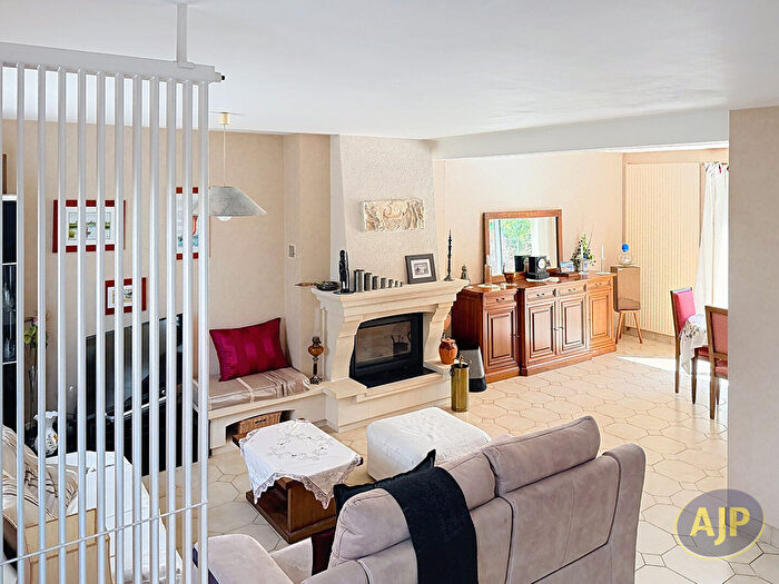 Saint-Herblain, Bourg : Maison 5 pièces à vendre