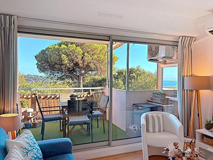 Cavalaire-sur-Mer, Castillane, Vivards, Roseraie, Rigaud, Cros de Mouton : Appartement 2 pièces à vendre